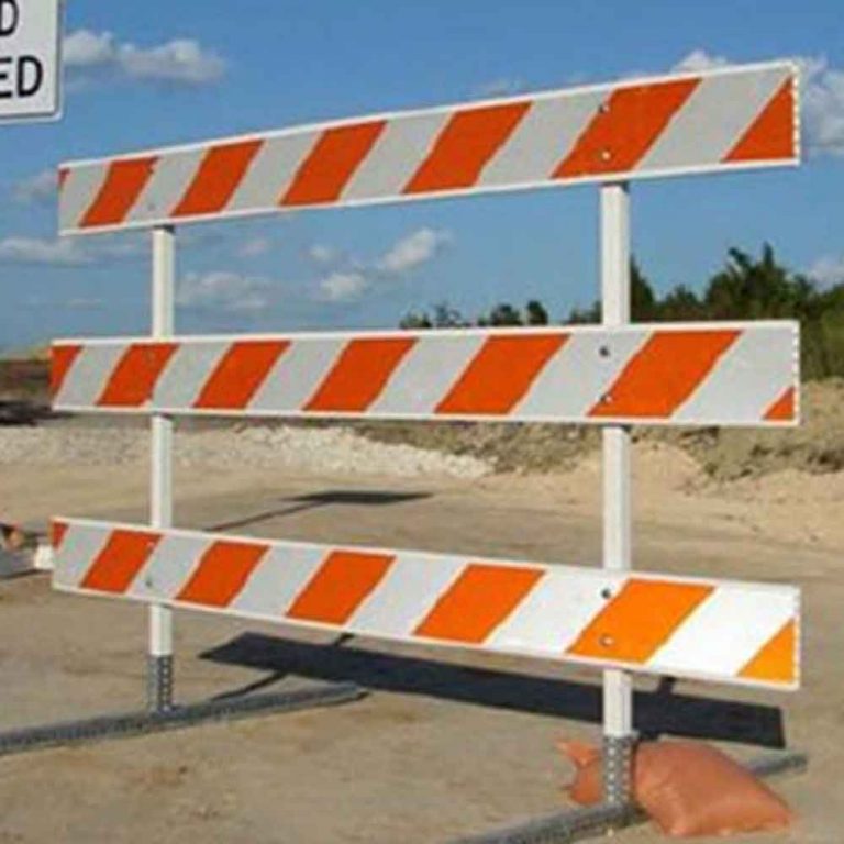 Type III Plastic Barricade - National Barricade And Sign